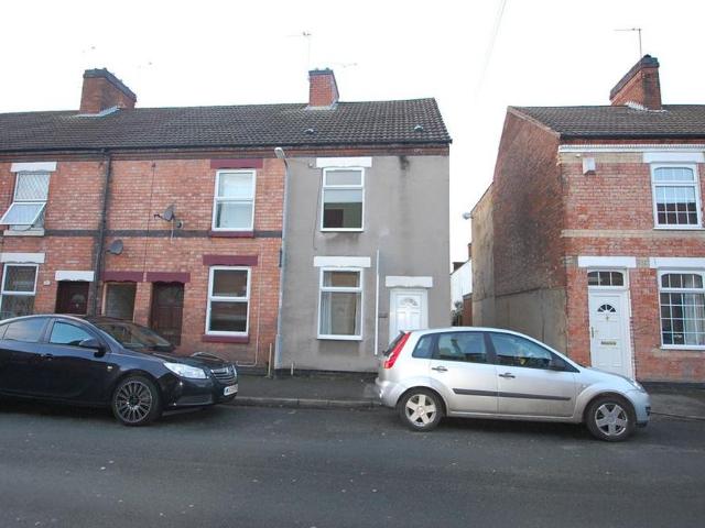3 bedroom terraced house to rent