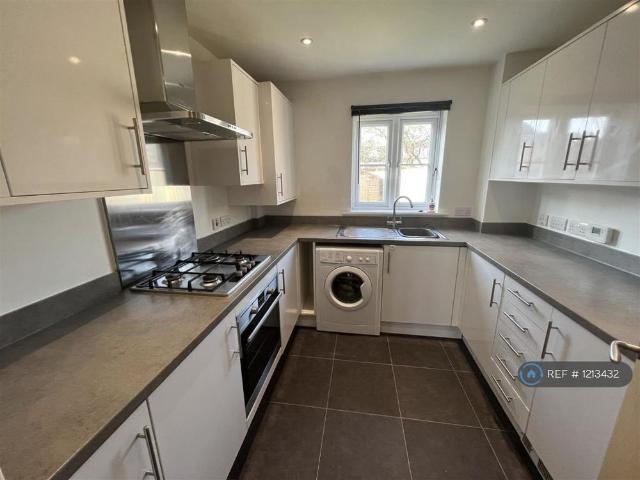 3 bedroom terraced house to rent