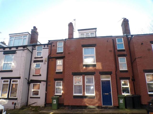 3 bedroom terraced house to rent