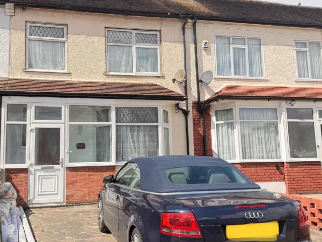 3 bedroom terraced house to rent