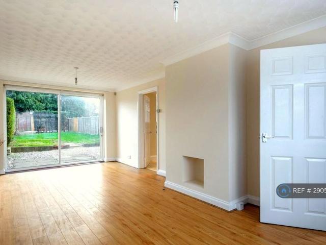 3 bedroom terraced house to rent