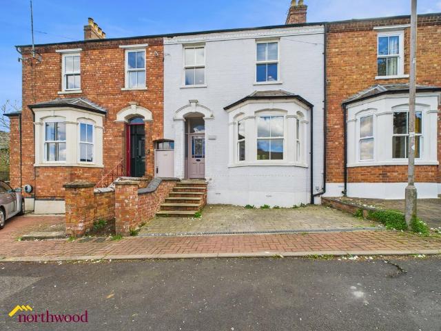 3 bedroom terraced house to rent