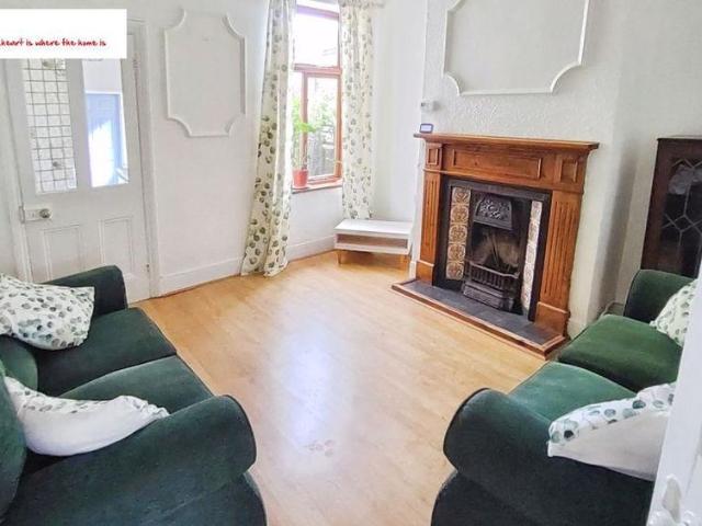 3 bedroom terraced house to rent