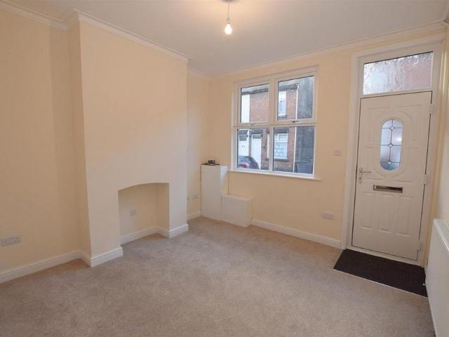 3 bedroom terraced house to rent