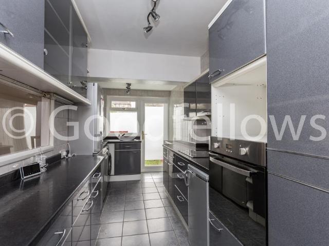 3 bedroom terraced house to rent
