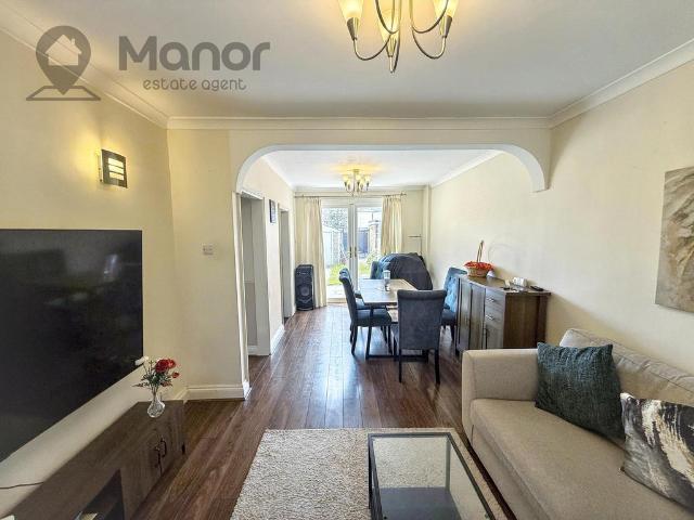 3 bedroom terraced house to rent