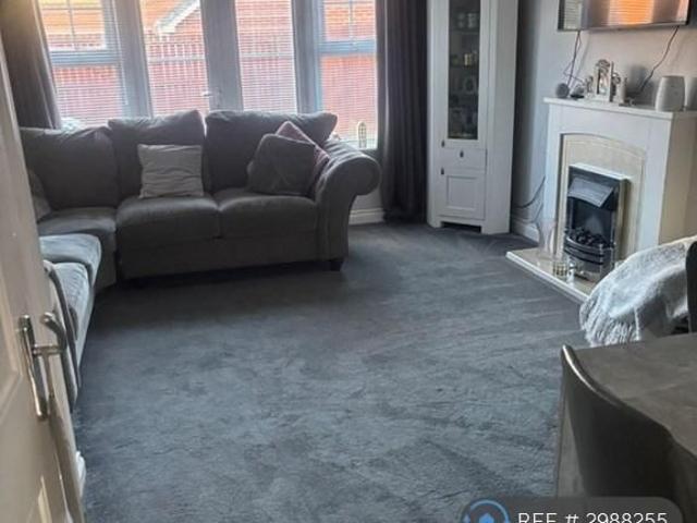 3 bedroom terraced house to rent