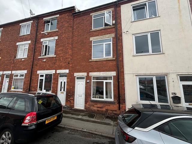 3 bedroom terraced house to rent