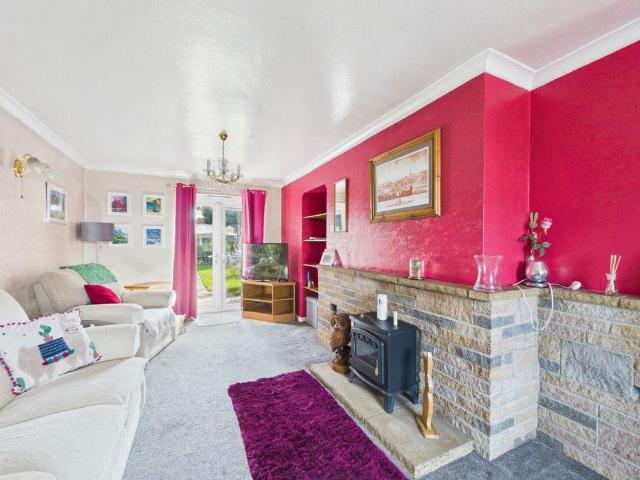 3 bedroom terraced house to rent