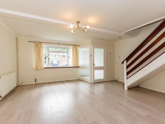 3 bedroom terraced house to rent