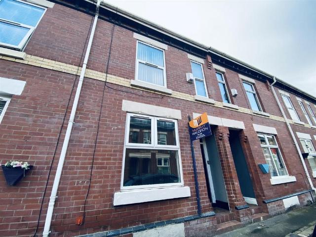 3 bedroom terraced house to rent