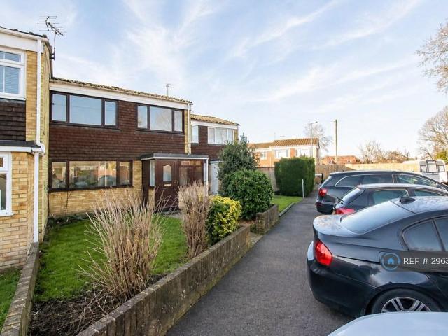 3 bedroom terraced house to rent