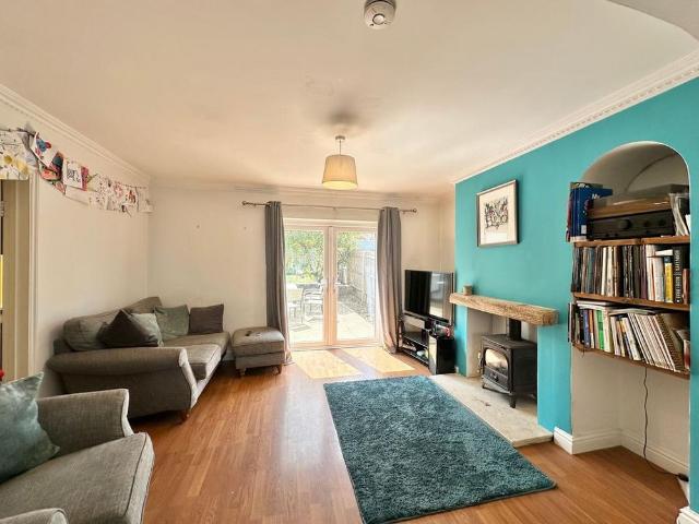 3 bedroom terraced house to rent