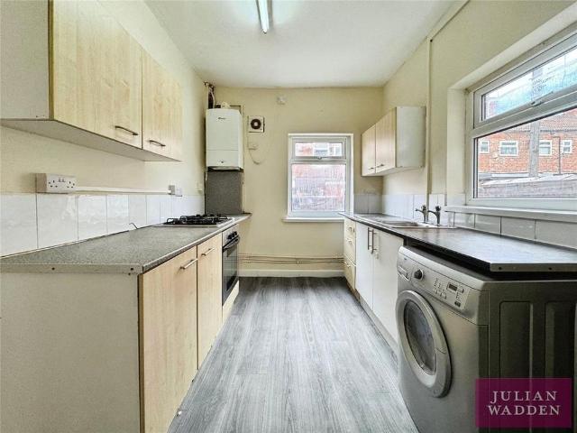 3 bedroom terraced house to rent