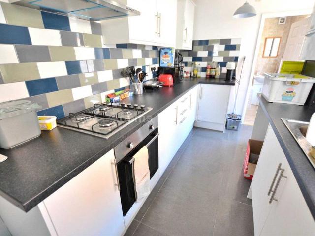 3 bedroom terraced house to rent