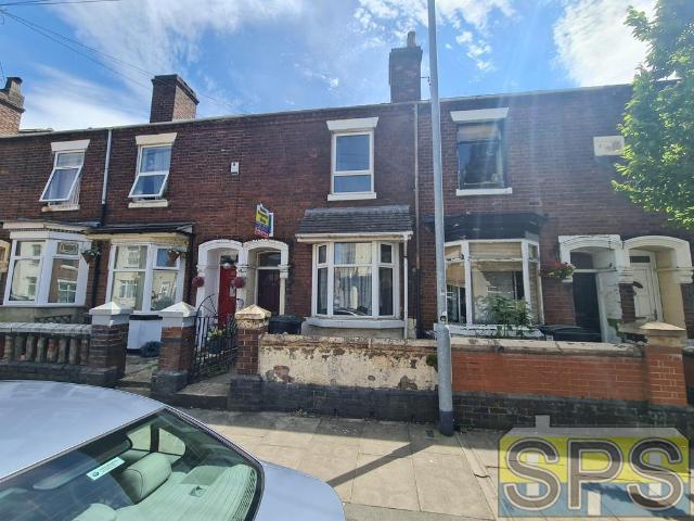 3 bedroom terraced house to rent