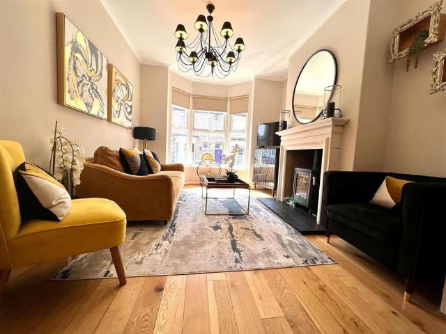 3 bedroom terraced house to rent