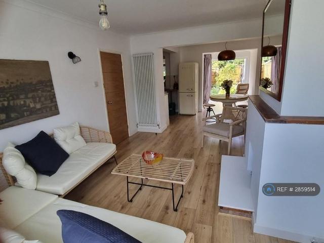 3 bedroom terraced house to rent