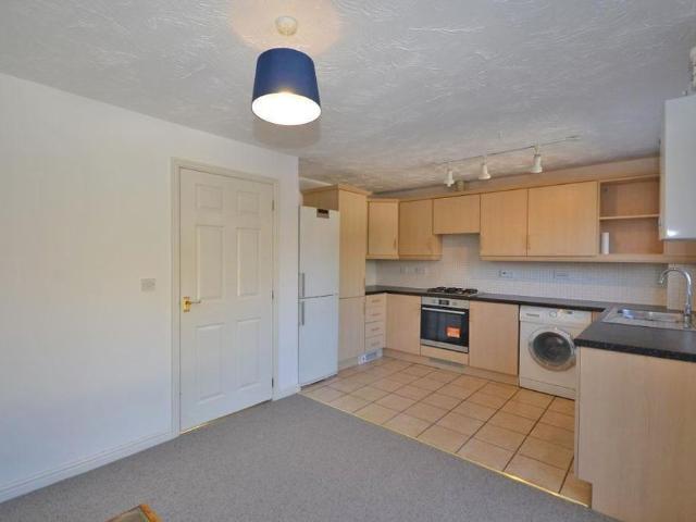 3 bedroom terraced house to rent