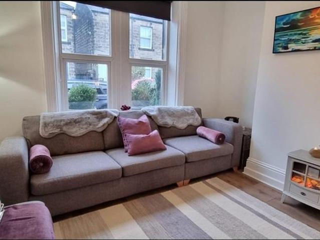 3 bedroom terraced house to rent