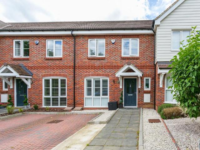 3 bedroom terraced house to rent