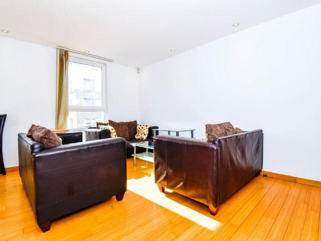3 bedroom apartment to rent