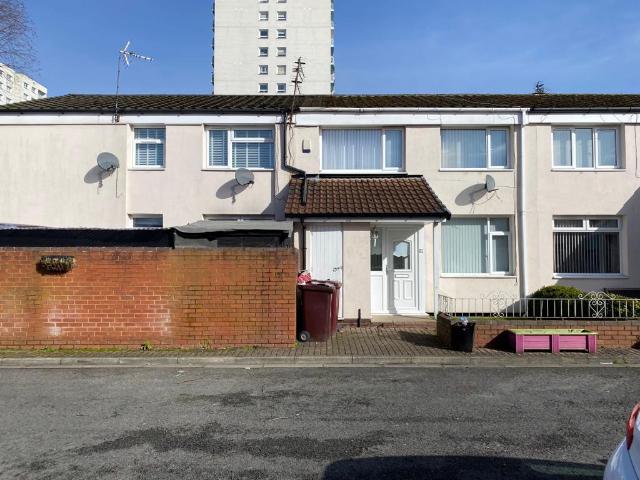 3 bedroom terraced house to rent