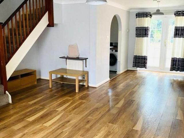 3 bedroom terraced house to rent