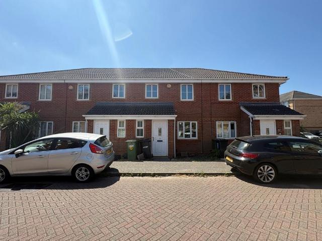 3 bedroom terraced house to rent