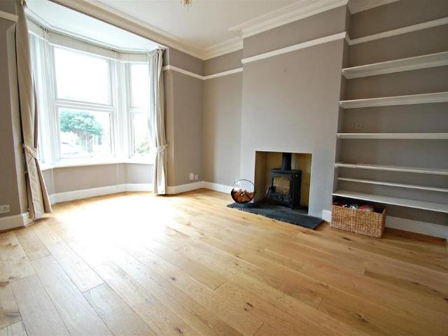 3 bedroom terraced house to rent