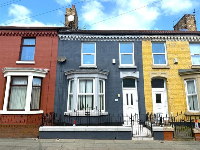 3 bedroom Terraced House to rent