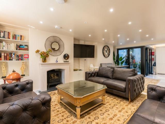 3 bedroom terraced house to rent