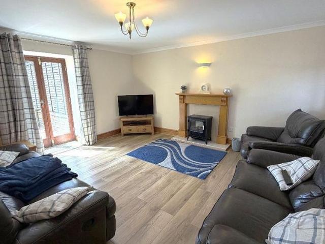 3 bedroom terraced house to rent
