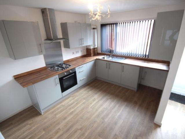 3 bedroom terraced house to rent