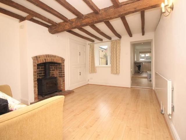 3 bedroom terraced house to rent