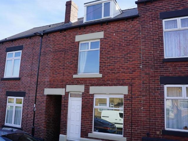 3 bedroom terraced house to rent