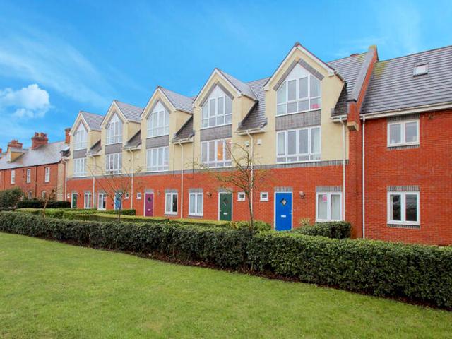 3 Bedroom Terraced House To Rent In Tower Court, Witney, Oxfordshire, OX28