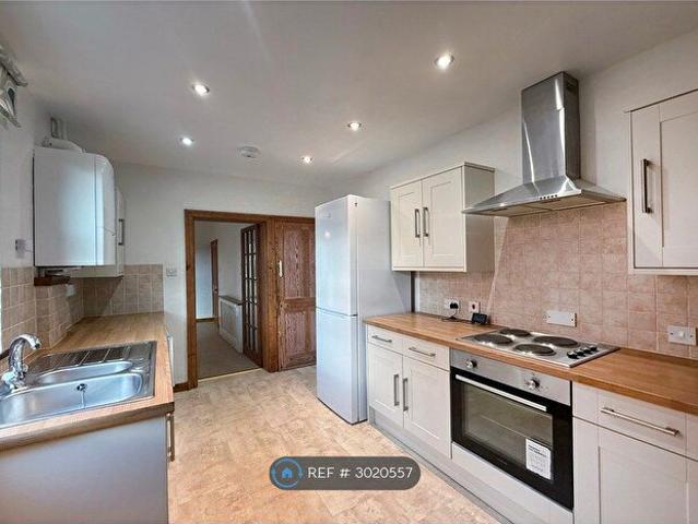 3 Bedroom Terraced House To Rent In Windsor Street, Milton Keynes, MK12