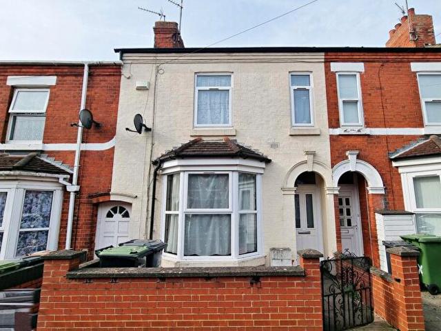 3 Bedroom Terraced House To Rent In Alexandra Road, Wellingborough, NN8