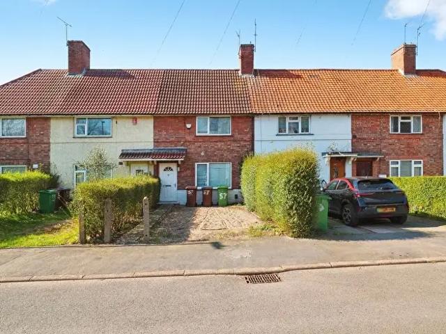 3 Bedroom Terraced House To Rent In Austrey Avenue, Nottingham, NG9
