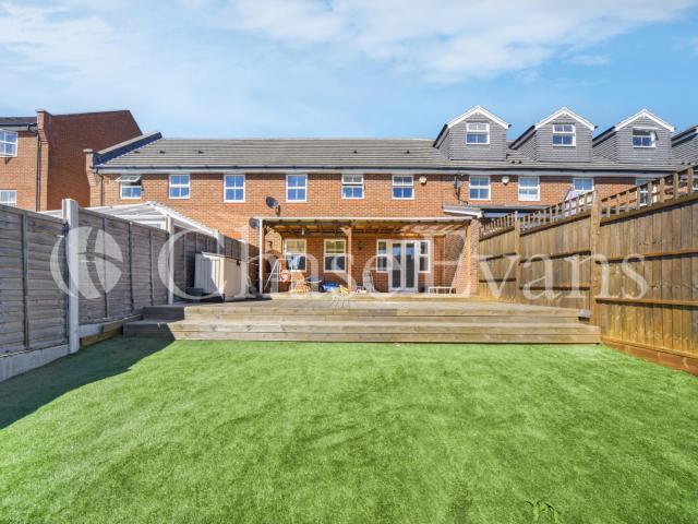 3 bedroom terraced house to rent in barlow drive kidbrooke london se18