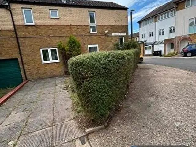 3 Bedroom Terraced House To Rent In Blackheath Crescent, Milton Keynes, MK13