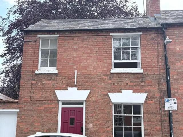3 Bedroom Terraced House To Rent In Broad Street, Stratford Upon Avon, Warwickshire, CV37