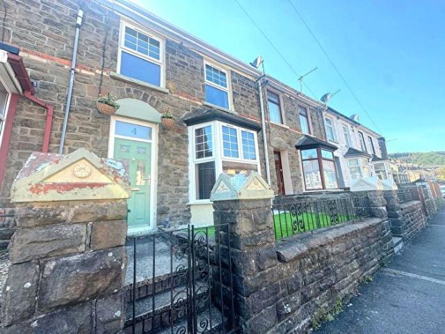3 Bedroom Terraced House To Rent In Brynteg Terrace, Ferndale, CF43