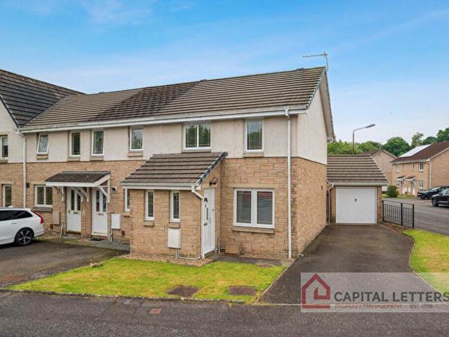 3 Bedroom Terraced House To Rent In Chamfron Gardens, Stirling, FK7