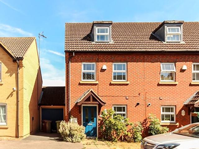 3 Bedroom Terraced House To Rent In Chapman Road, Wellingborough, NN8