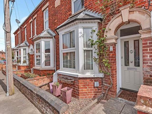 3 Bedroom Terraced House To Rent In Cowper Street, Olney, MK46
