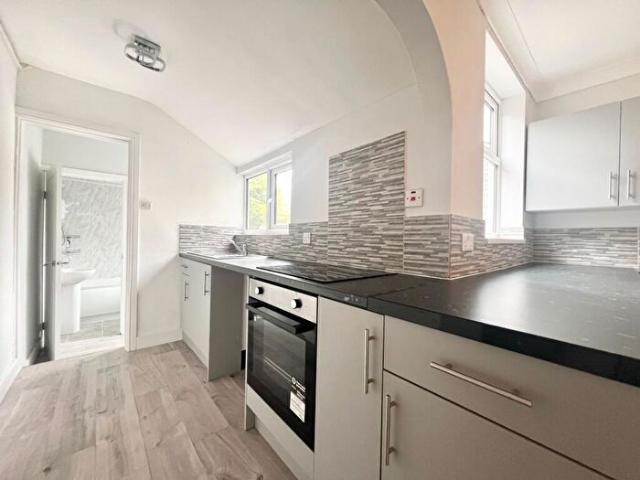 3 Bedroom Terraced House To Rent In Dagmar Grove, Beeston, NG9