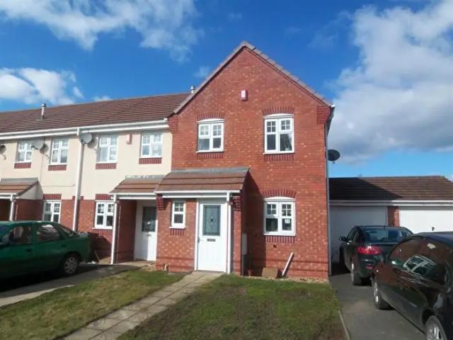 3 Bedroom Terraced House To Rent In Eglamour Way, Heathcote, CV34