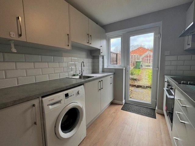3 Bedroom Terraced House To Rent In Fontwell Drive, Leicester, LE2
